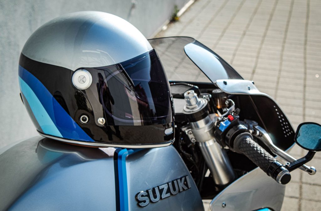 New Beginning: L’Etabli d’Eddy Suzuki DR 600 - Return of the Cafe Racers