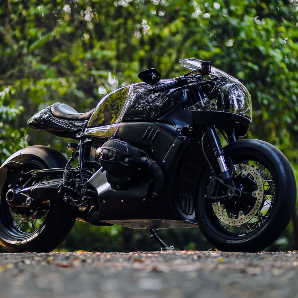 The Best Cafe Racer Helmets For 2024 - Return of the Cafe Racers