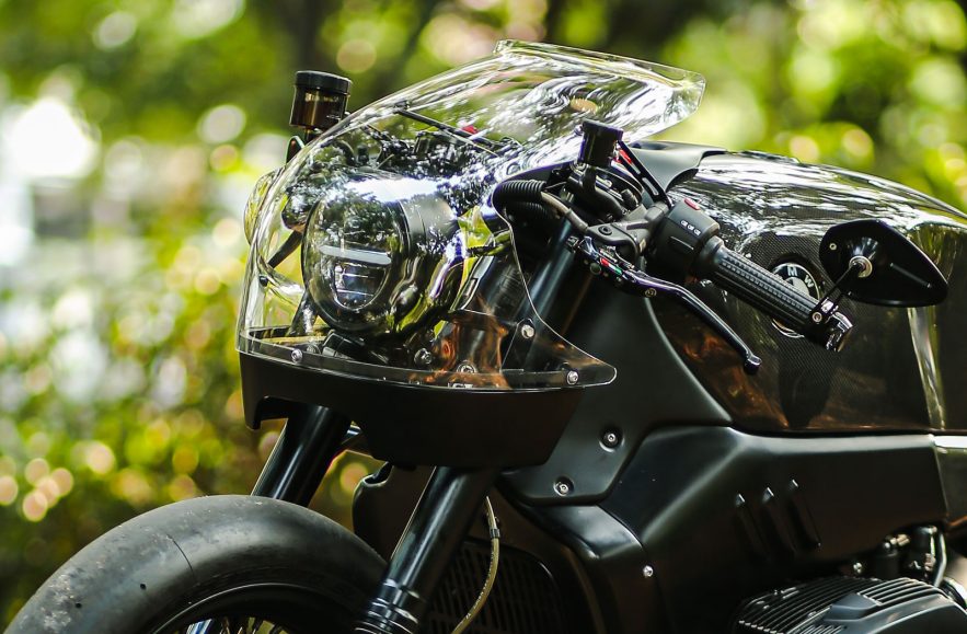 Dark Vengance: Smoked Garage Batman Inspired BMW R nineT - Return of ...