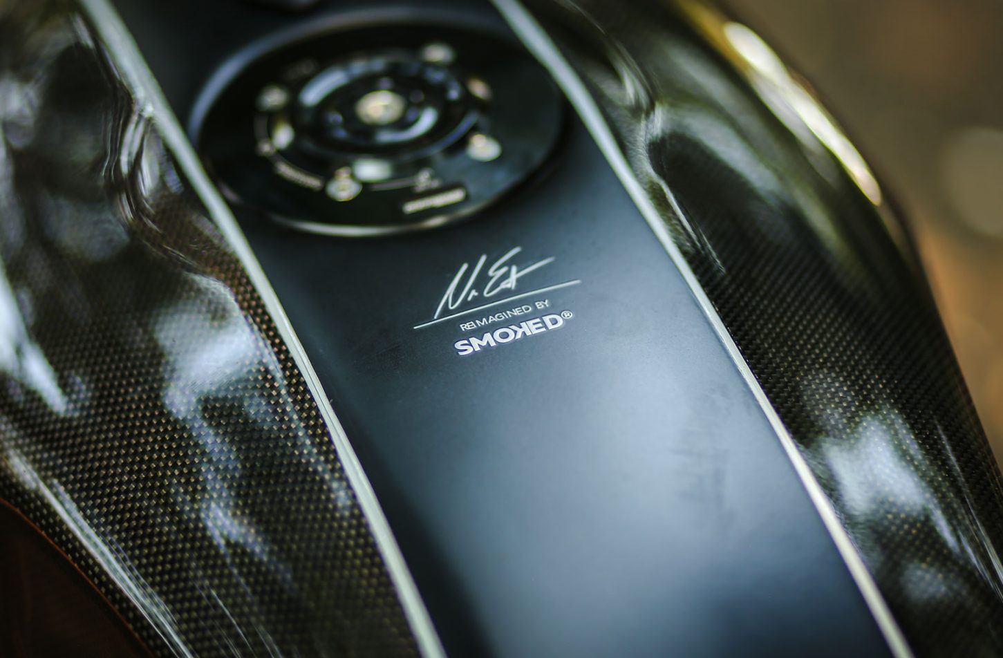 Dark Vengance: Smoked Garage Batman Inspired BMW R nineT - Return of ...