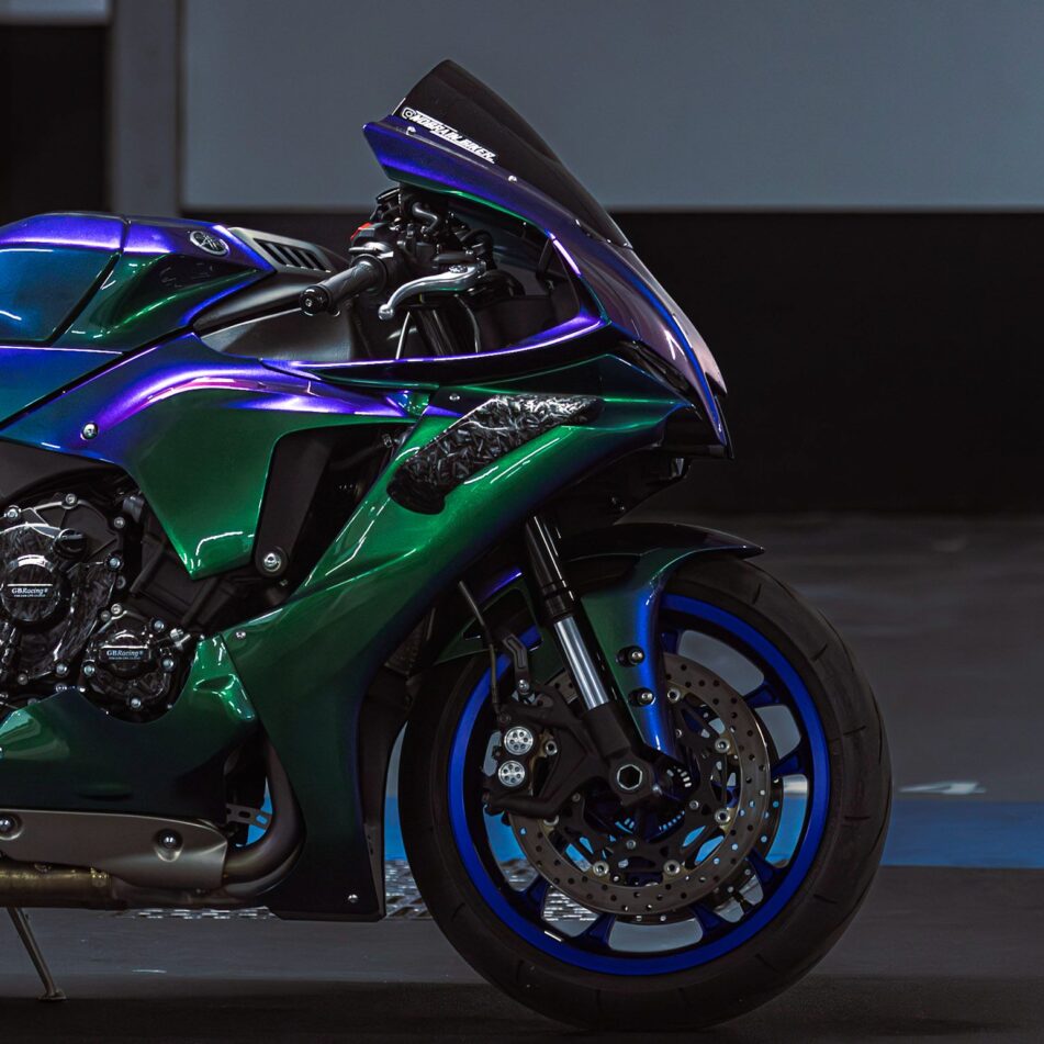 Tron Legacy Motorcycle - Ducati Sport 1000 - Return of the Cafe Racers